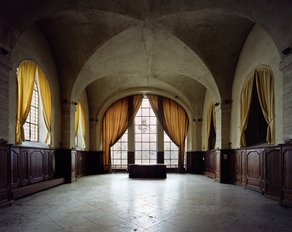 Yves Marchand, Romain Meffre: Hôtel-Dieu, Lyon - L'Œil de la ...