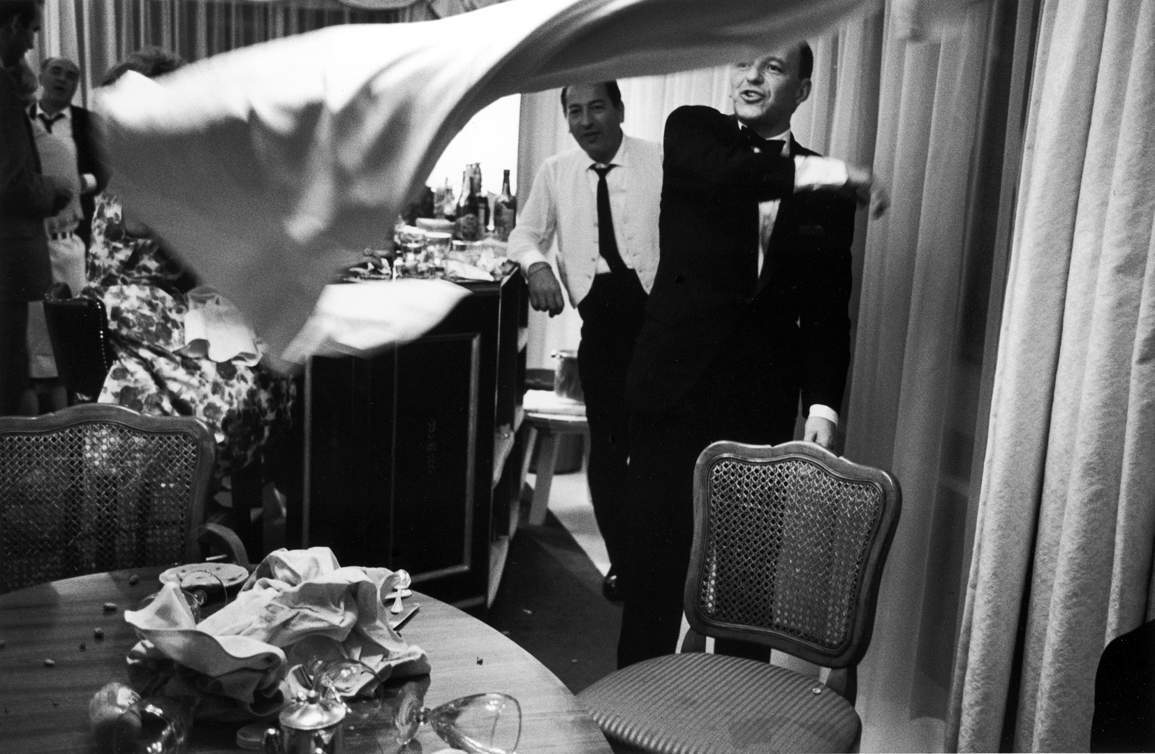 Life, John Dominis -Frank Sinatra - L'Œil de la Photographie Magazine