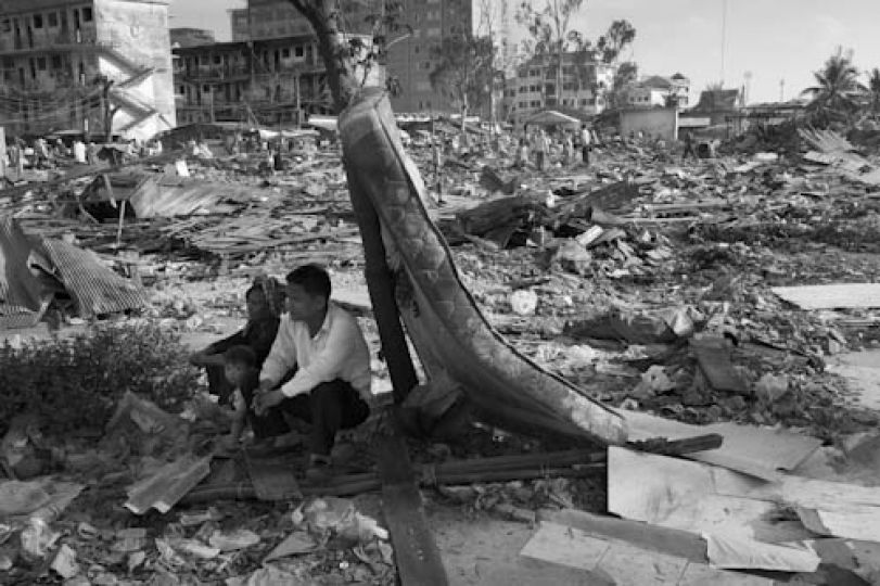 Phnom Penh - John Vink: Quest for Land - The Eye of Photography Magazine