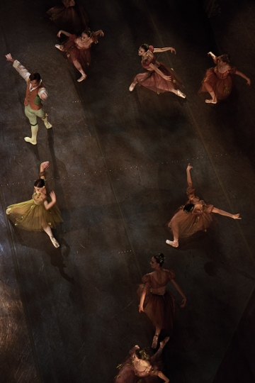 Henry Leutwyler: A Portrait of the New York city Ballet - The Eye of ...