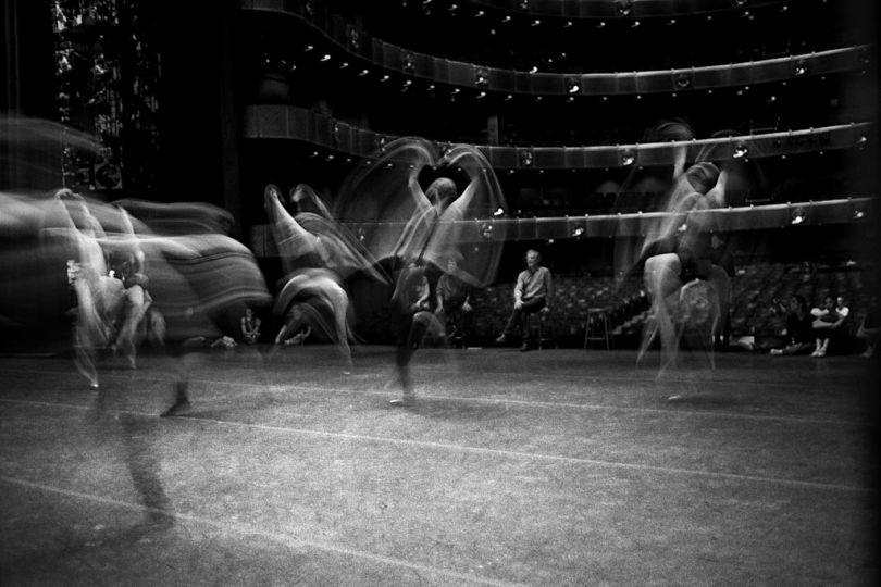 Henry Leutwyler: A Portrait of the New York city Ballet - The Eye of ...