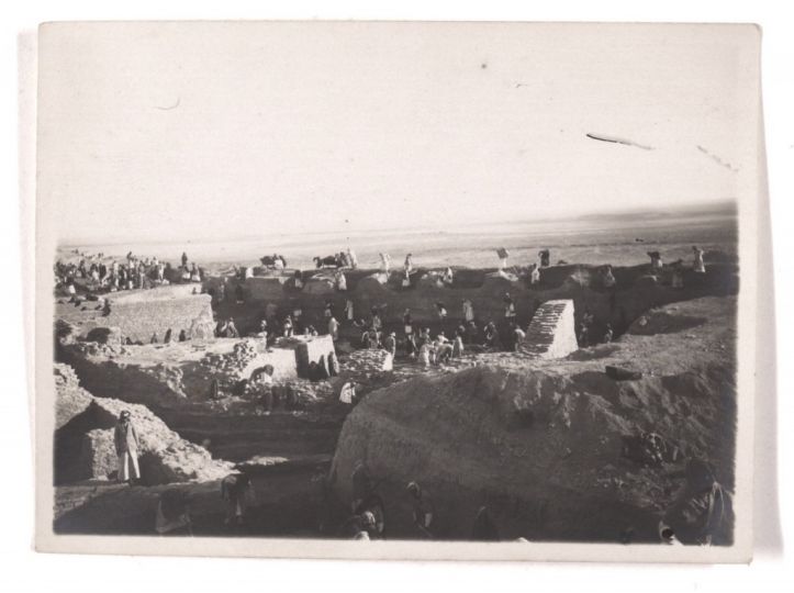 Irak, 1930 - Excavating Telloh or The Revelation of Sumer - The Eye of ...