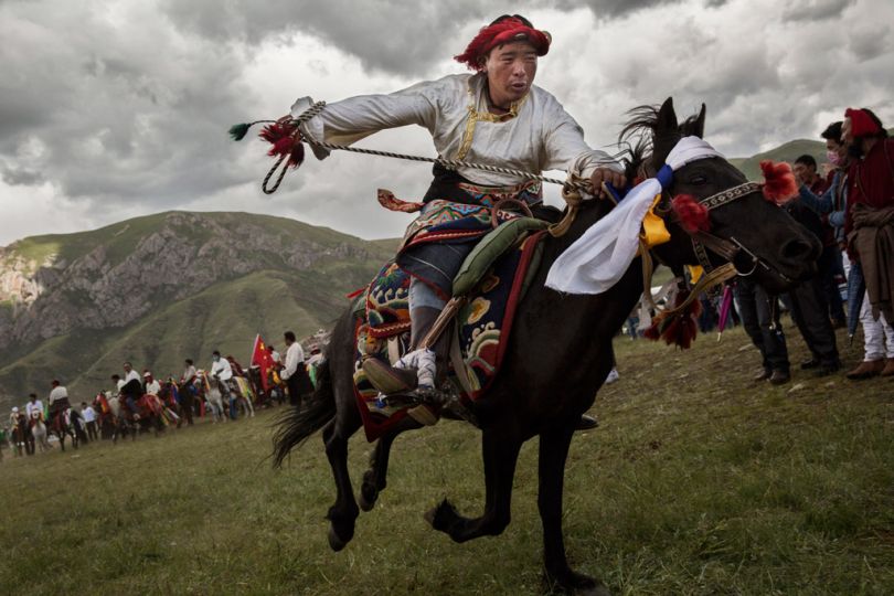 1st Prize People : Kevin Frayer - The Eye of Photography Magazine