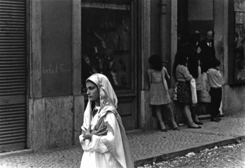 Neal Slavin’s Portugal - The Eye of Photography Magazine