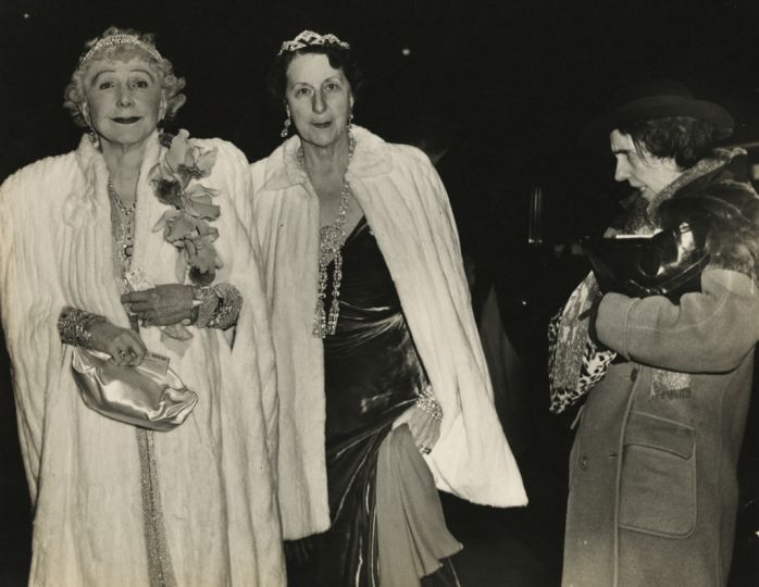 Weegee, the night crawler, at Howard Greenberg Gallery - The Eye of ...