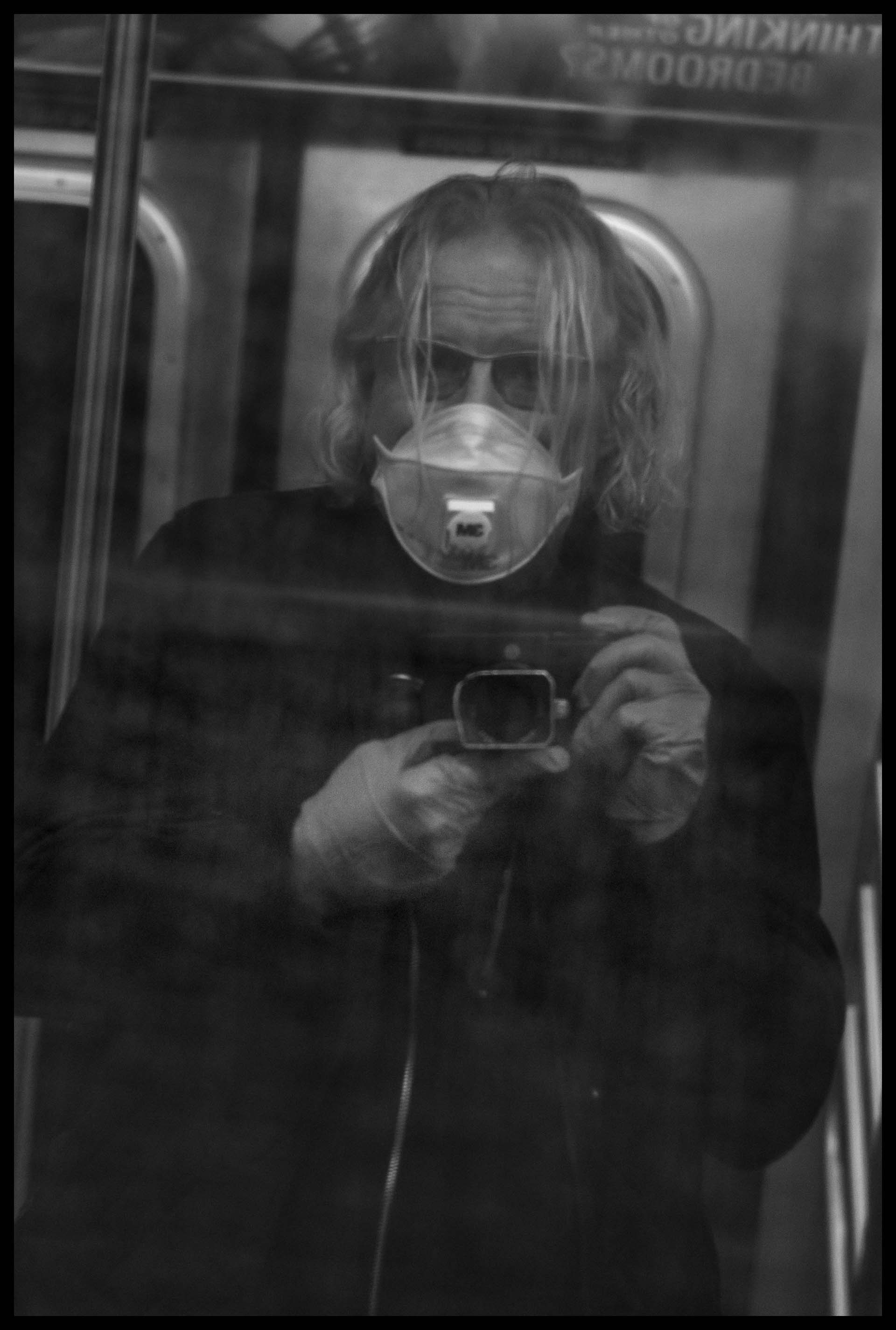Peter Turnley : The Human Face of Covid-19, New York - The Eye of ...
