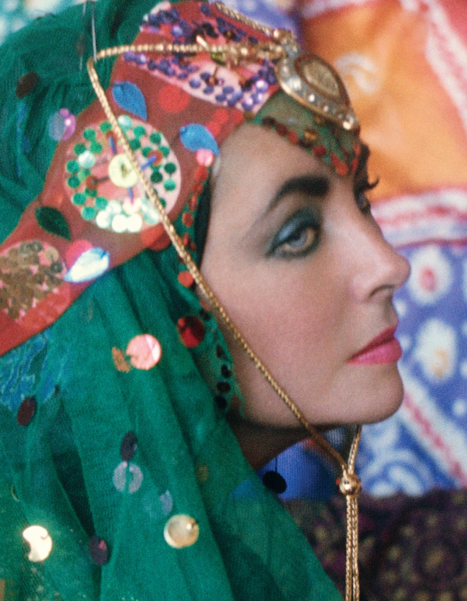 Firooz Zahedi : Look at Me - The Eye of Photography Magazine