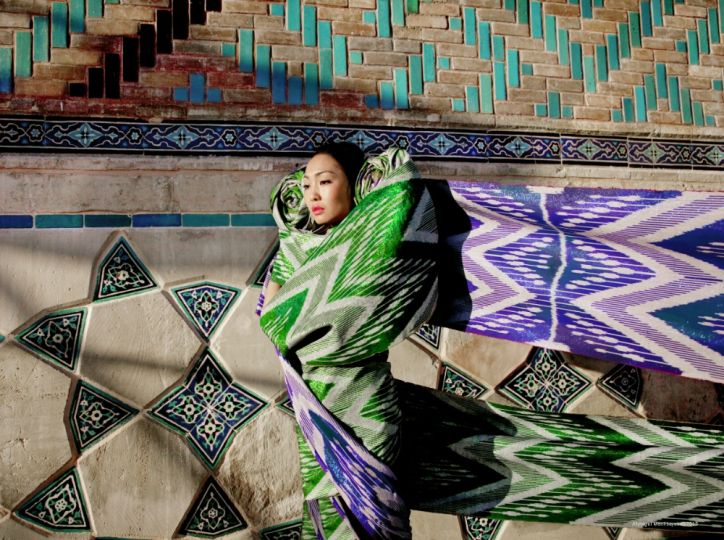 Aspan Gallery : Almagul Menlibayeva : It's Easy to Be a Line ...