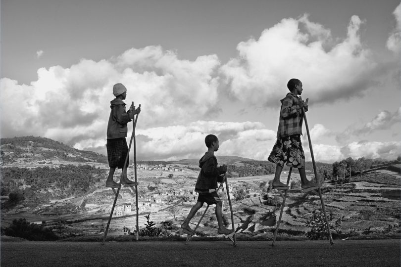 Chinon : AFRICA#3 photographers : Babatounde Okoya, Pierrot Men, Samuel ...