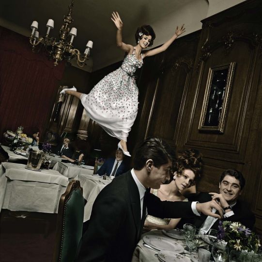 Éditions Louis Vuitton : The Vaporous Paris of Melvin Sokolsky - The ...