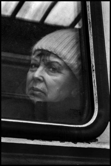 The Washington Post Magazine : Peter Turnley : Ukraine Refugee Exodus ...