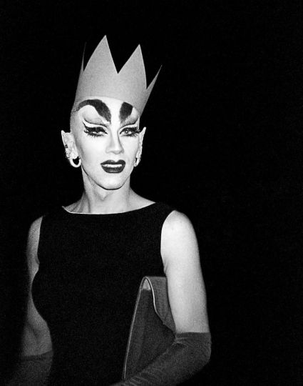 Agenda - Albumen Gallery: Elizabeth Waterman - Gorgeous Drag