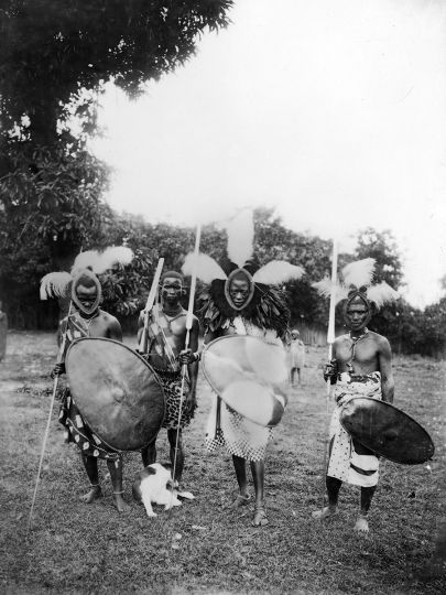 Galerie Roger-Viollet : Zaramo/Kwere/Kuba/Makonde - L'Œil de la ...
