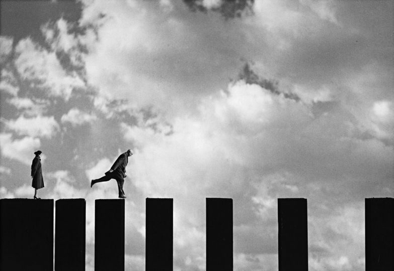 Holden Luntz Gallery : Photo Spotlight : Gilbert Garcin : Mister G ...