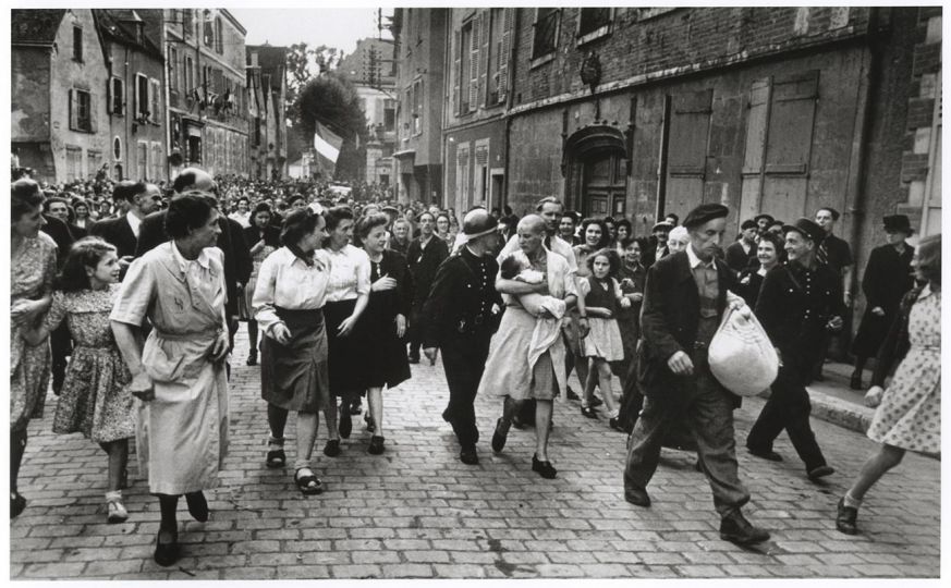 Robert Capa Contemporary Photography Center Budapest : Robert Capa, the ...