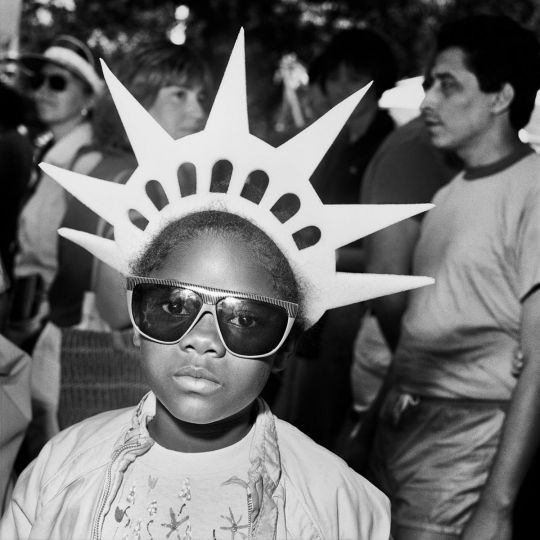 Galerie Julian Sander : Rosalind Fox Solomon : Photographs from the ...