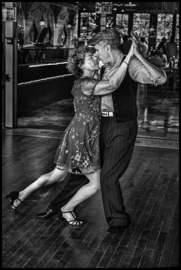 Hotel de Ville de Paris & La Belle Hortense : Peter Turnley : Une ...
