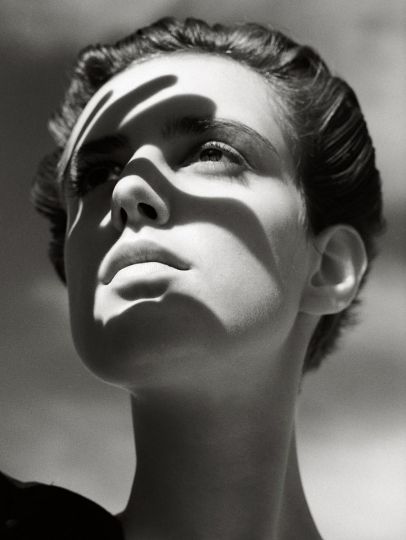 Kahmann Gallery x des Bouvrie : Innocence - The Eye of Photography Magazine