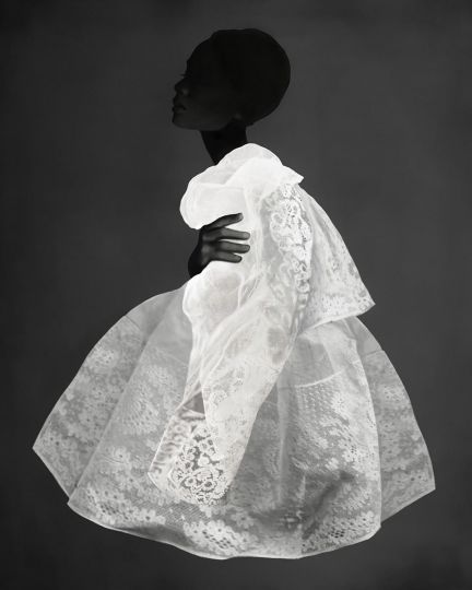Kahmann Gallery x des Bouvrie : Innocence - The Eye of Photography Magazine