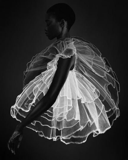 Kahmann Gallery x des Bouvrie : Innocence - The Eye of Photography Magazine