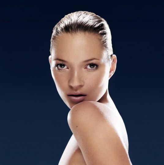 A.galerie : Kate Moss turns 50 - The Eye of Photography Magazine