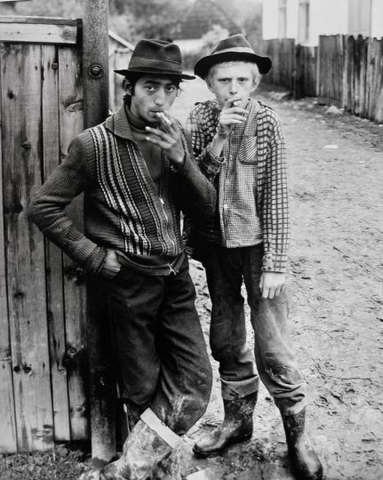 John Doe Books : Robert Levy : Photos 1970-2020 - The Eye of ...