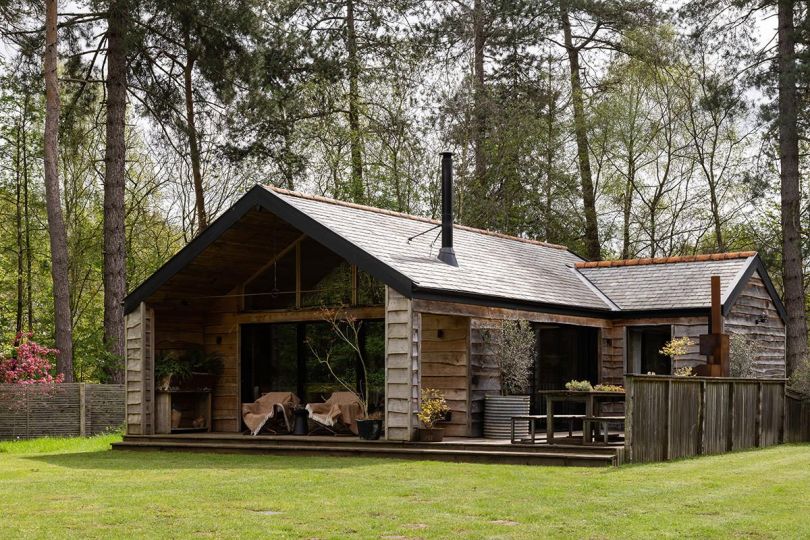 Hoxton Mini Press : Holly Farrier : British Cabins & Hideaways : An ...